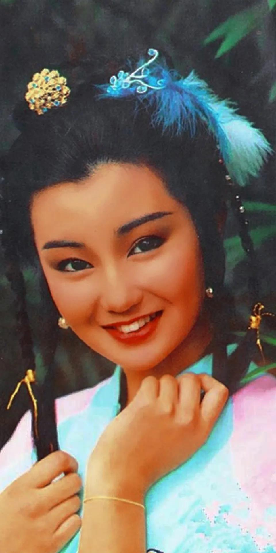 Stills of Zhang Manyu - iNEWS