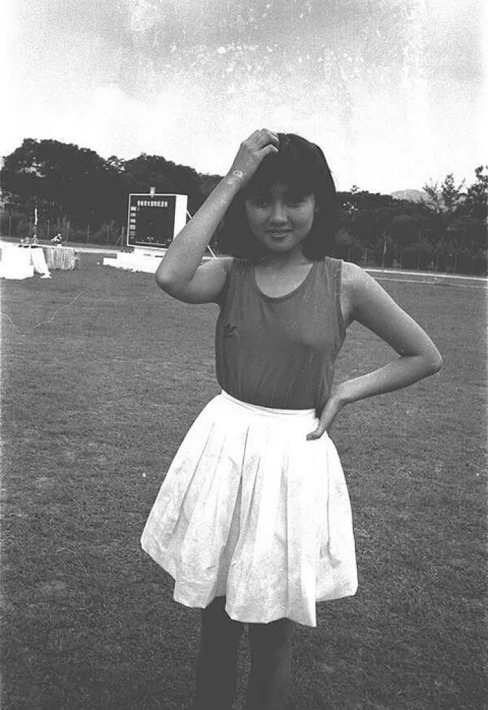 Sexy Goddess Li Lizhen - iNEWS