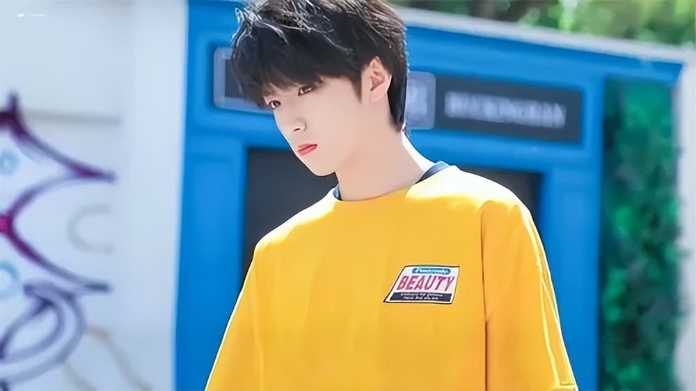 Little Gossip, Liu Yaowen, Liu Yuning, Yang Zi, Li Hongyi - iNEWS