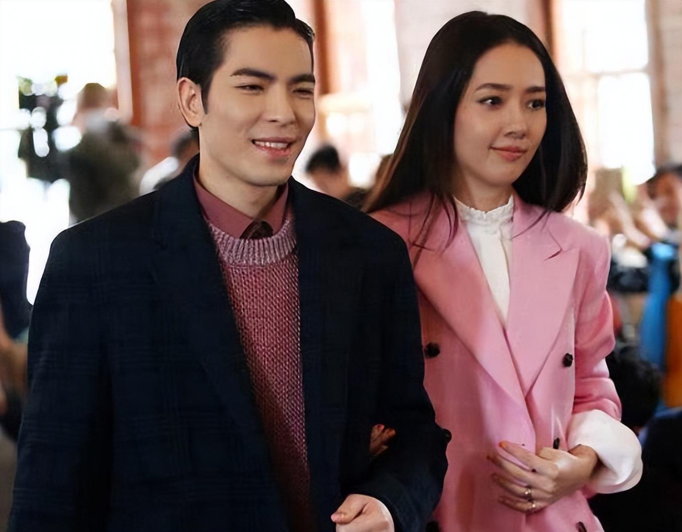 Hsiao Jingteng proposed to his 50-year-old manager girlfriend, 16 years late love - iNEWS