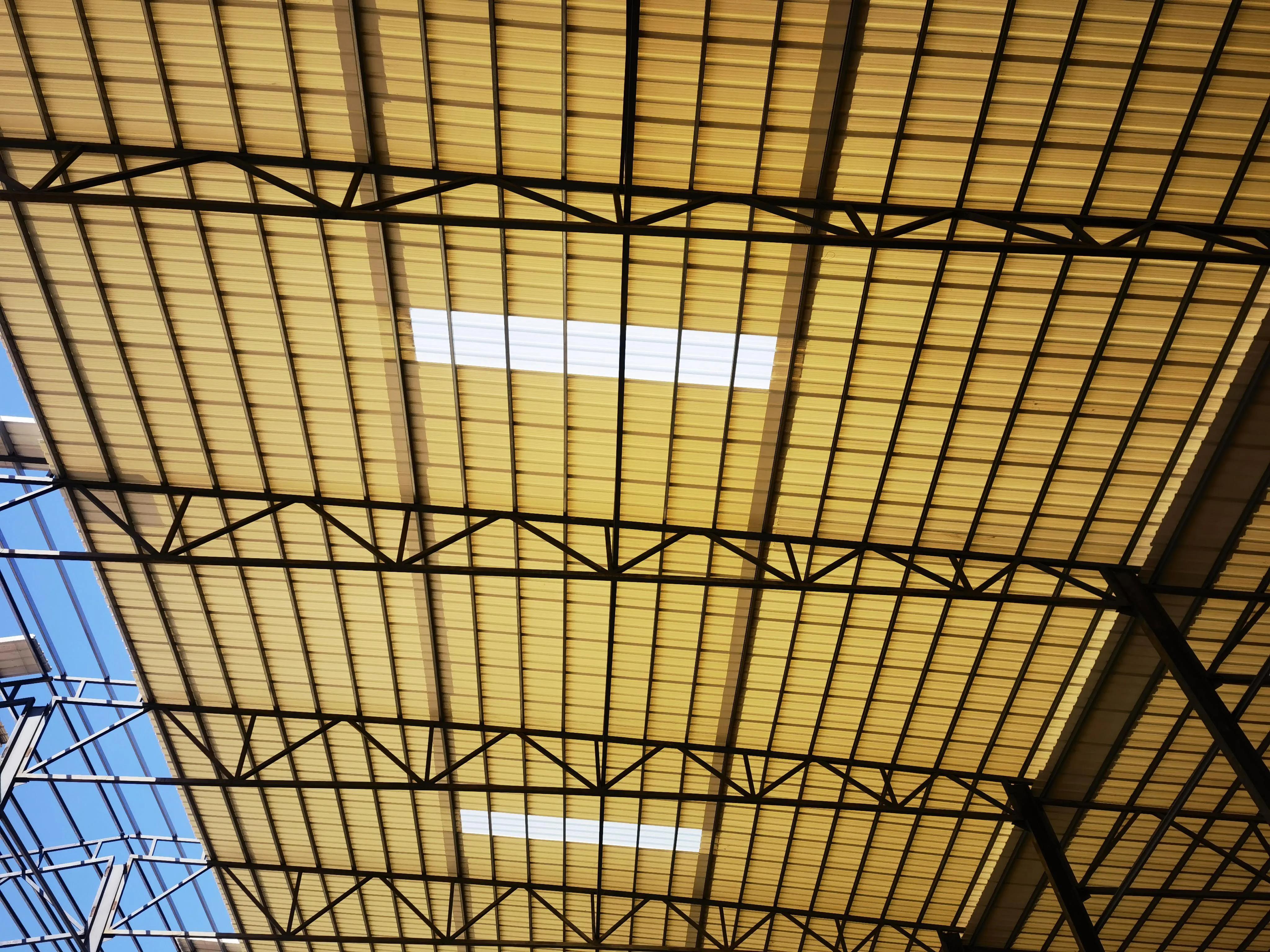 Lighting panels are a popular material in architecture, so what are the ...