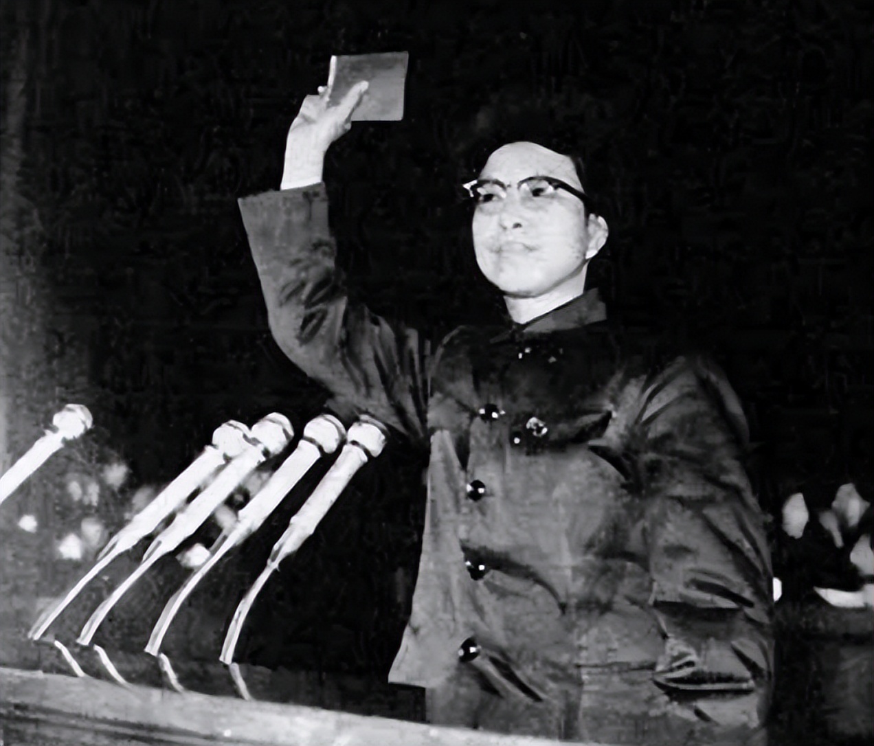 Before Jiang Qing died, Li Na went to visit, Jiang Qing: next time ...