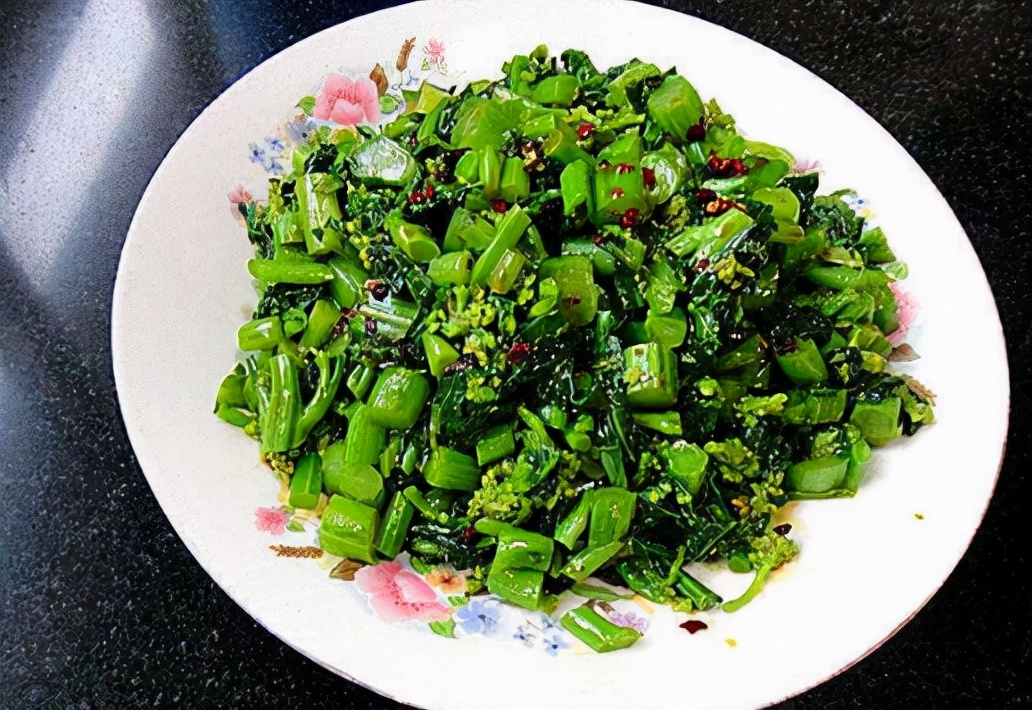 Commonly known as "Chong Cai", many people have seen it but have never ...
