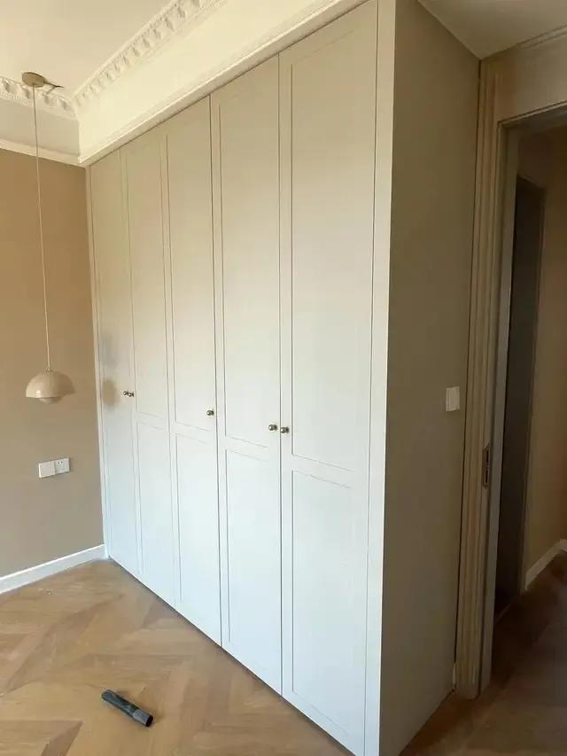 How to design a high-value wardrobe for new house decoration? - iNEWS
