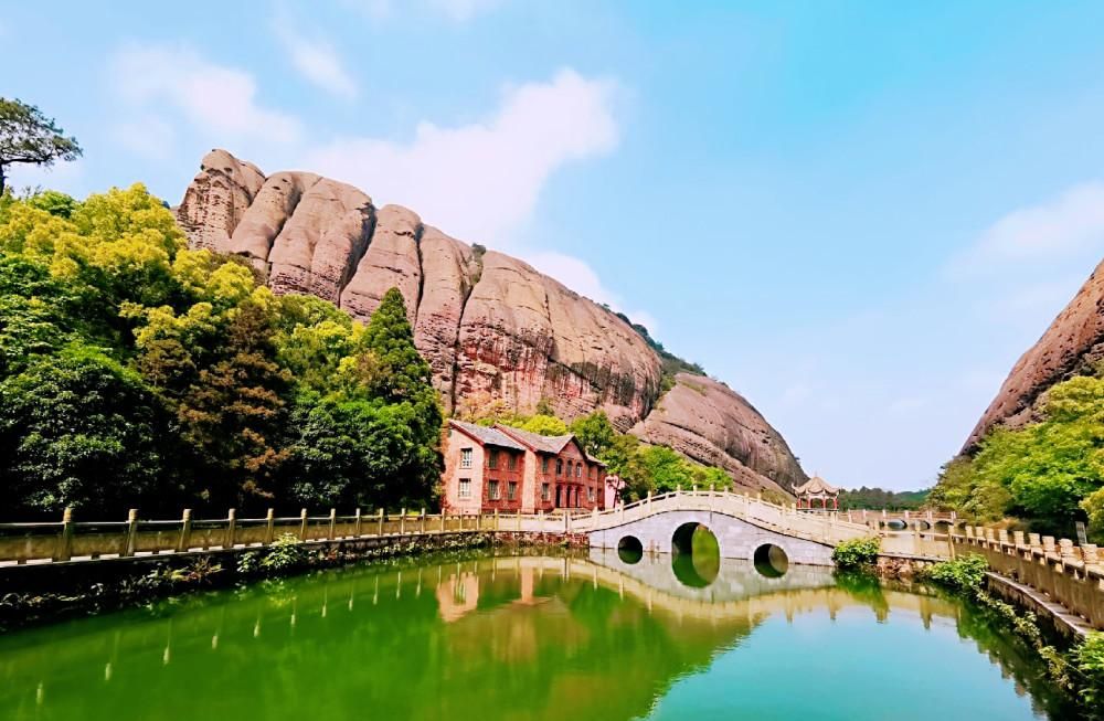 Visit Guifeng Mountain and meet the miracle of mountains and seas! - iMedia