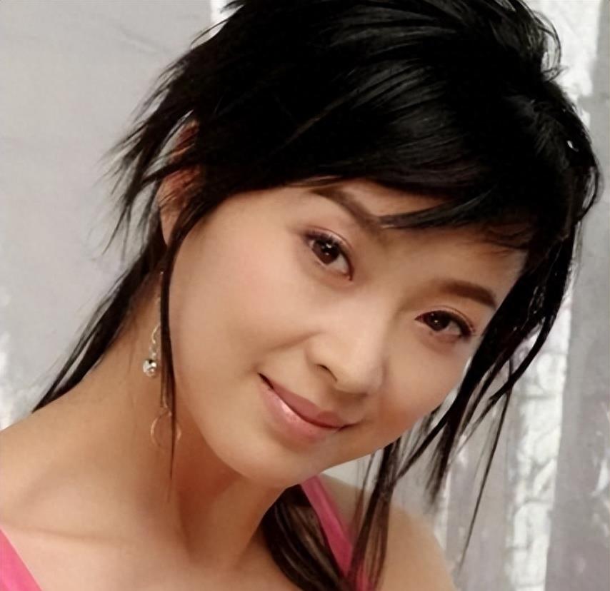 She comes from a prominent family but is not a popular actor. She ...