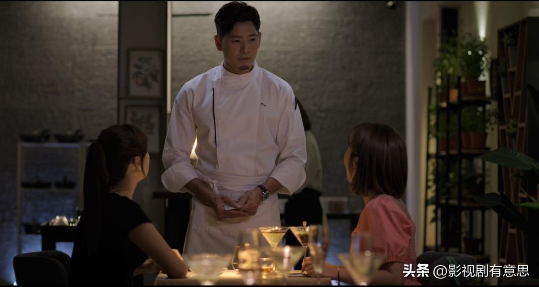 Huang Xuanting and Romeo Chen's "Meeting You, It Smells So Smell ...