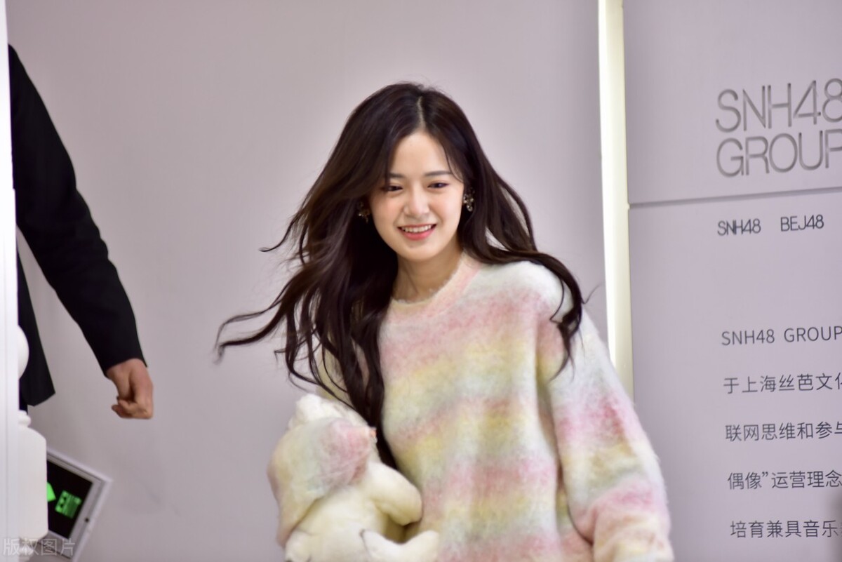 Zhang Huiwen, Lu Tianhui and Ma Yuling compare the beauty on the spot ...