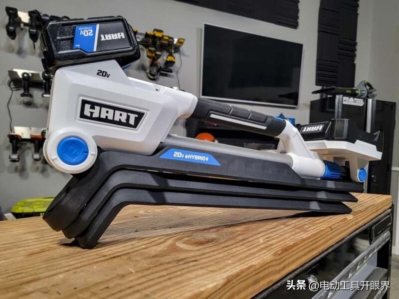 Hart (HART) listed 20V vertical work lights - iMedia