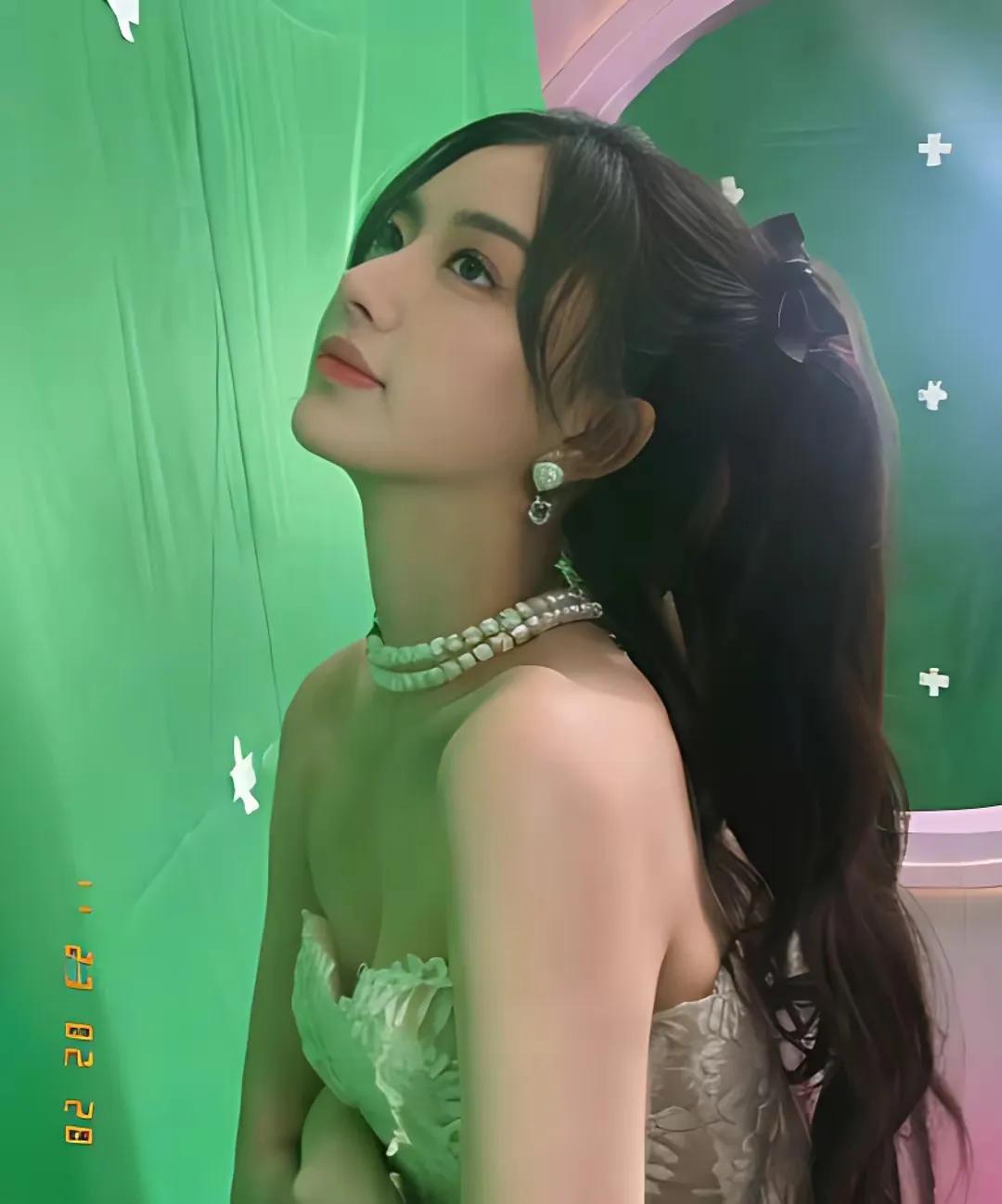 Kong Xueer: The charm of pure sweetness like sugar, the fragrance of ...