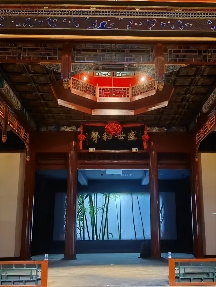 A new experience of online performance, Zhengyi Temple Theatre "Peony ...