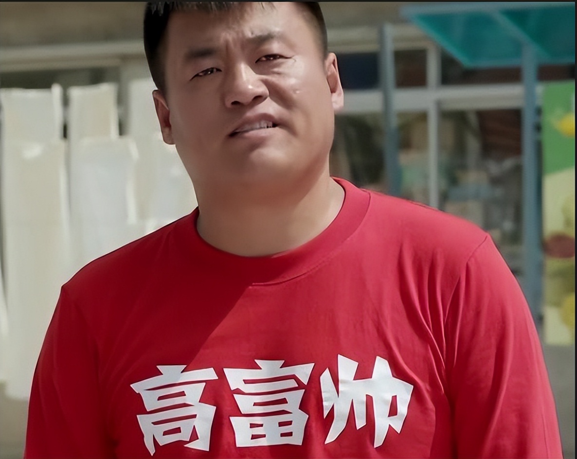 Song Xiaofeng: He never forgets his origins in becoming famous - iNEWS