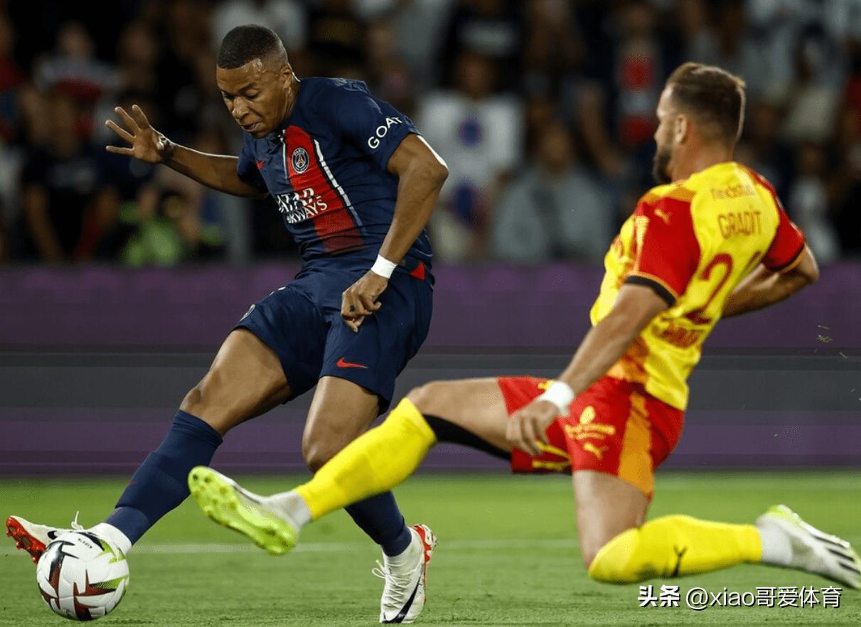 perfect return! Mbappe's home double, Paris fans stand up and applaud ...