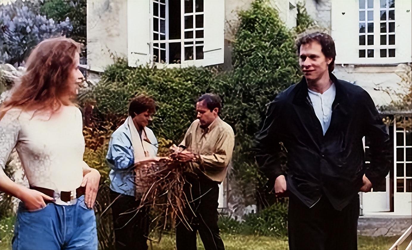 Abnormal but uncomplicated four-corner relationship, innocence and ...