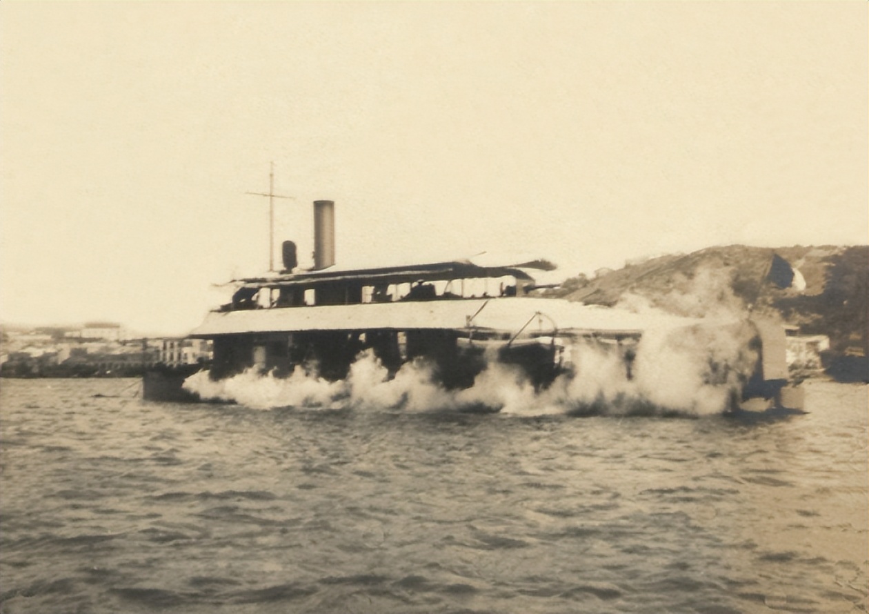 The Macau Gunboat: A Personal Experiencer of Half of China's Modern ...