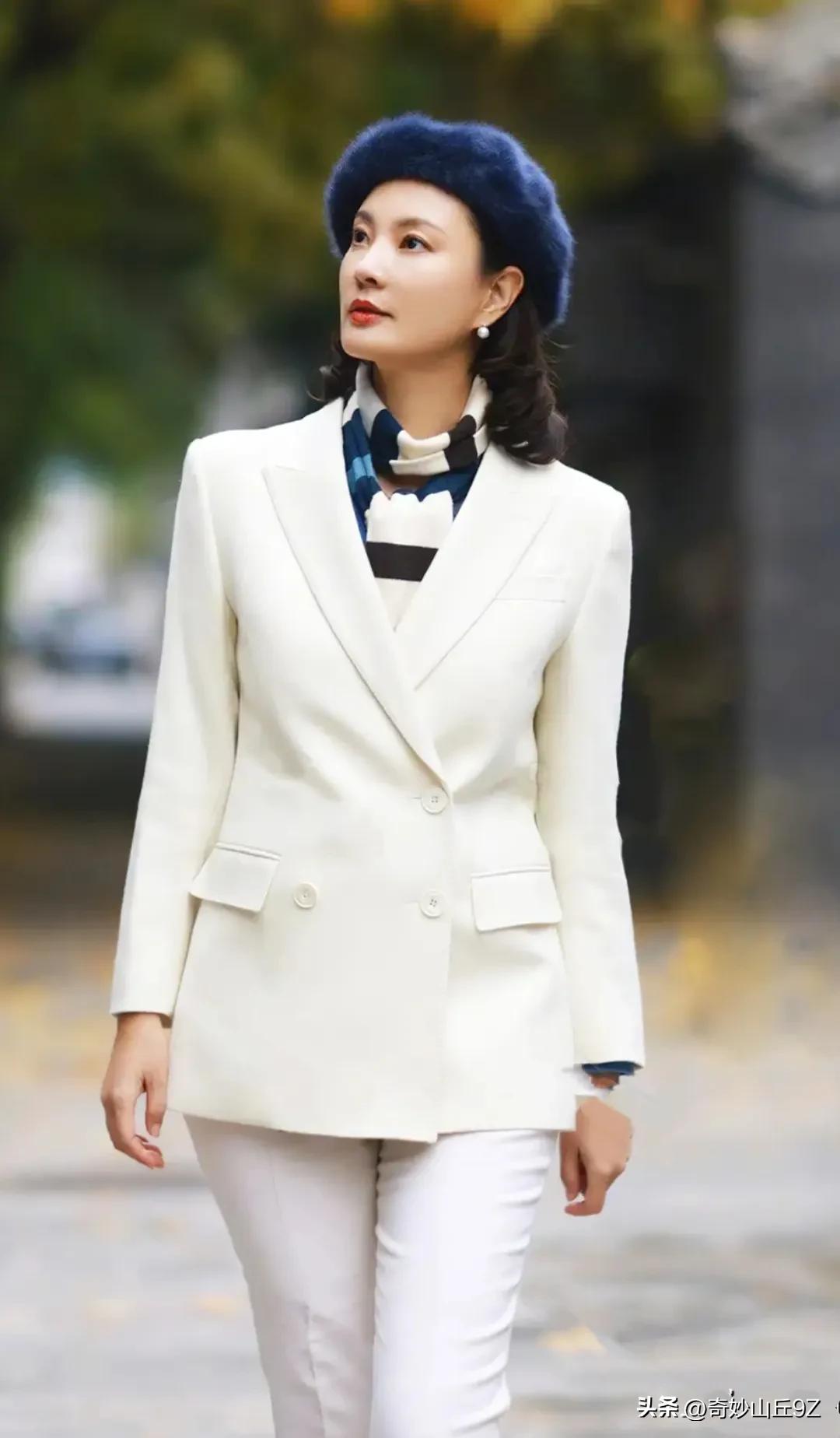 The elegant Liu Fangfei, the 12 most beautiful pictures, which one do ...