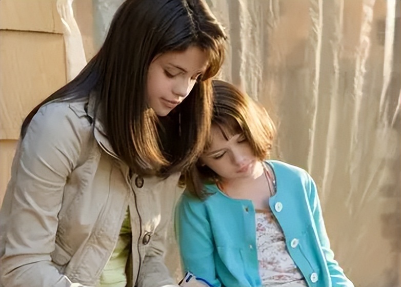 How does the movie "Ramona and Sister" present a positive image of ...