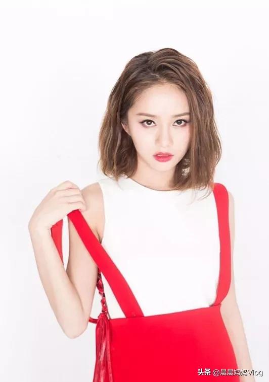 Share pictures - temperament goddess Fu Mengni - iMedia