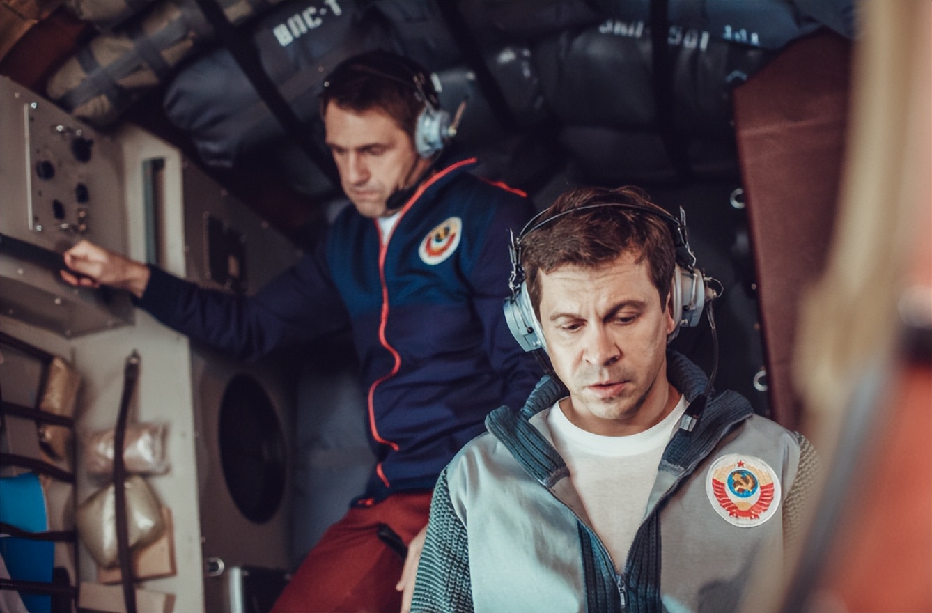 Russian astronauts staged a thrilling rescue operation at an altitude ...