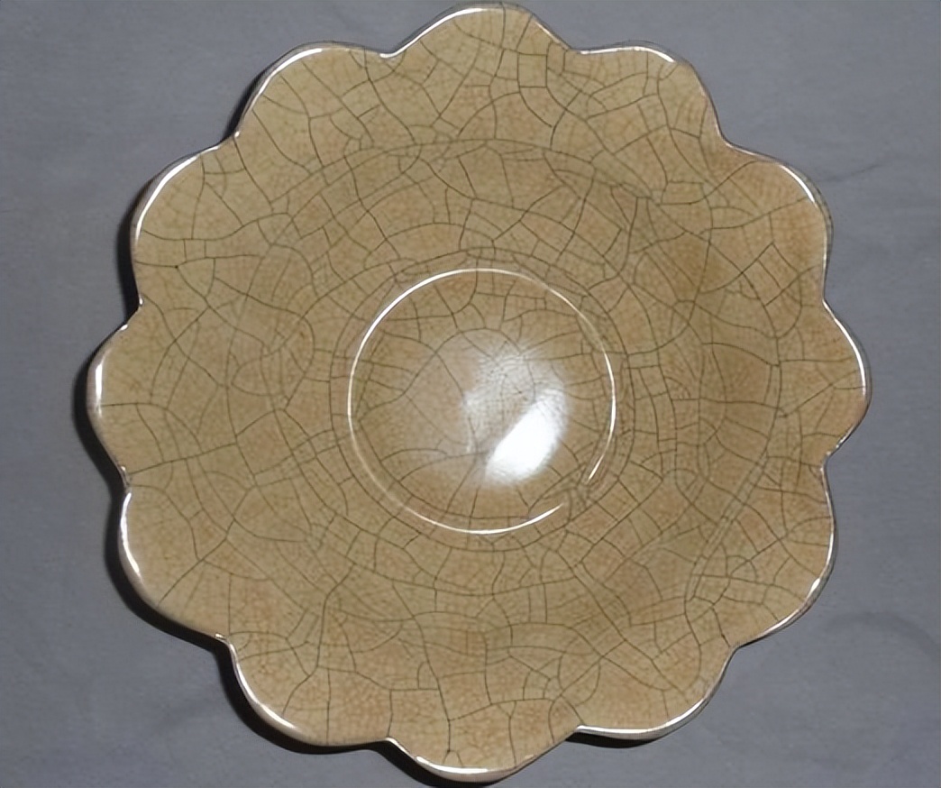 How did Song Dynasty lacquerware affect its shape, and what changes ...