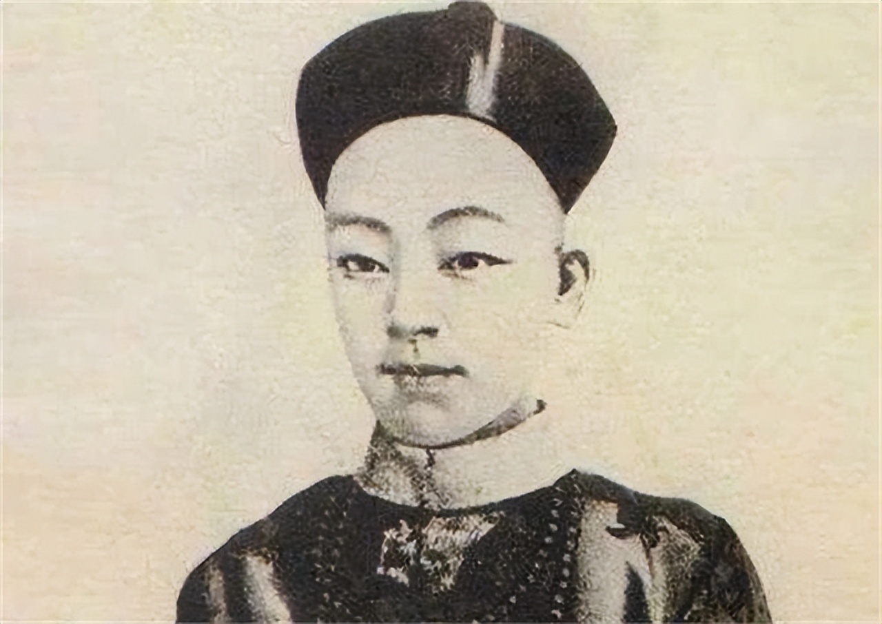 When Guangxu called "Queen Mother", Cixi was not happy. Li Lianying ...