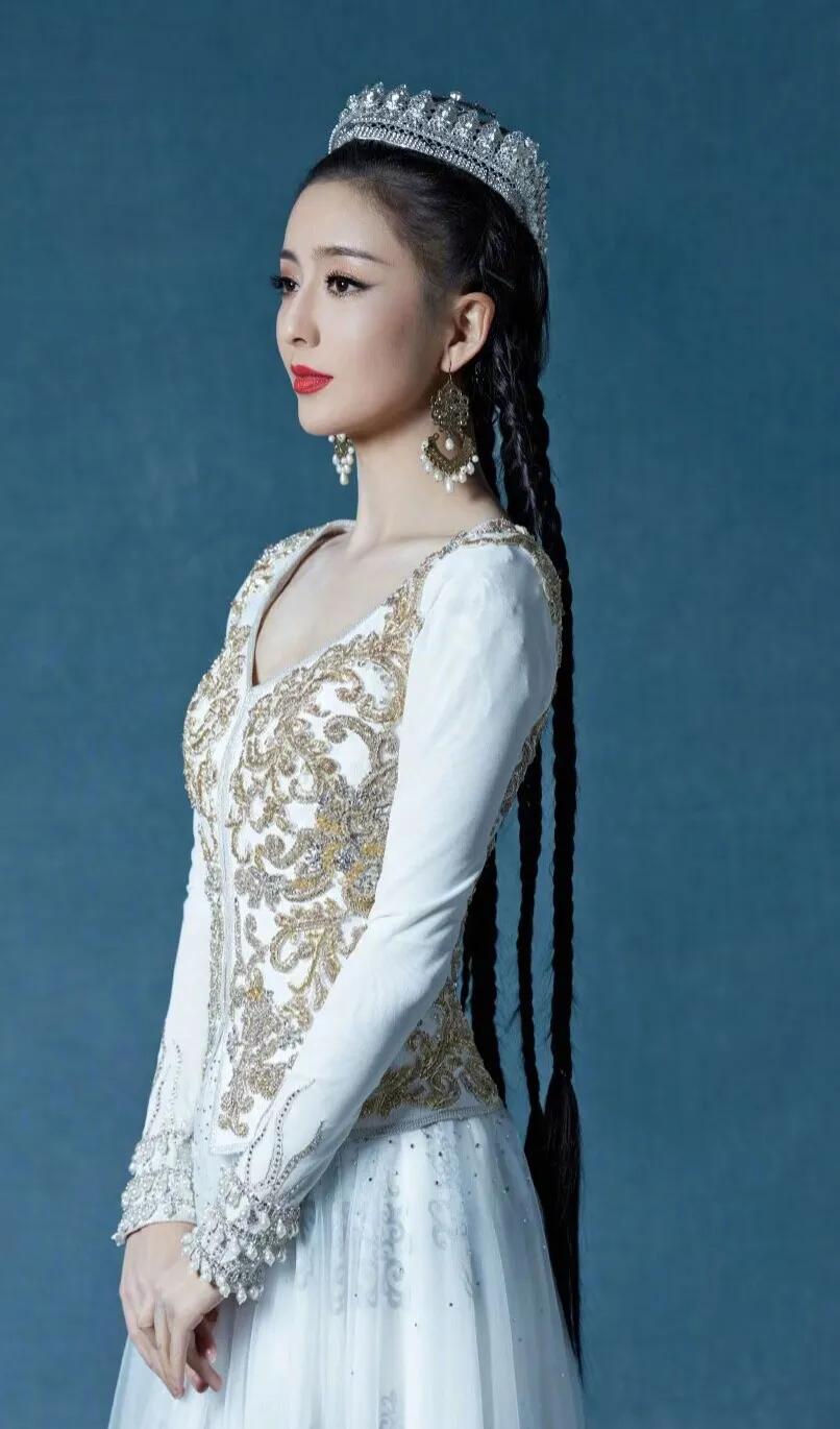 Wow, Sister Tong Liya is so beautiful!I really want to see your sweet ...