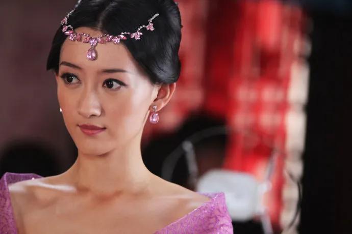Wu Jingyi's beautiful picture - iMedia