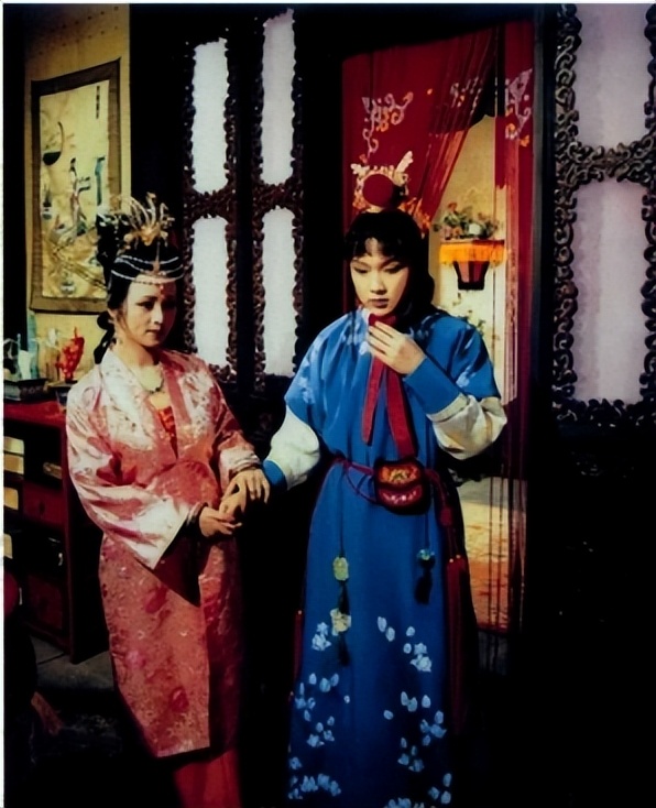 Jia Baoyu looked down on Daoxiang Village, Miaoyu looked down on ...