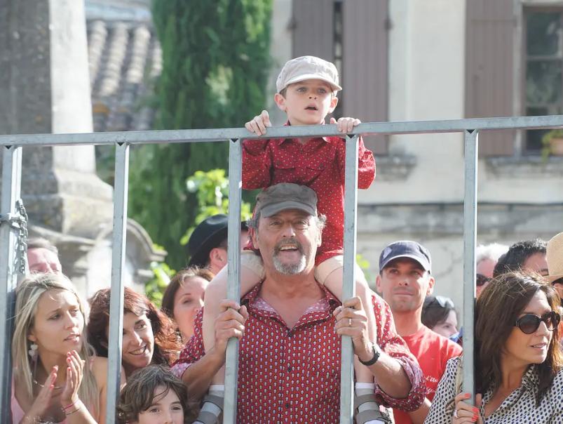 Jean Reno's superb acting skills, interpreting the warm plot of "Summer ...