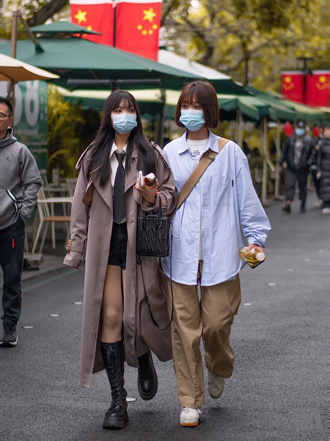 Chengdu's "Wangping Street" is indeed a gathering place for fashionable ...