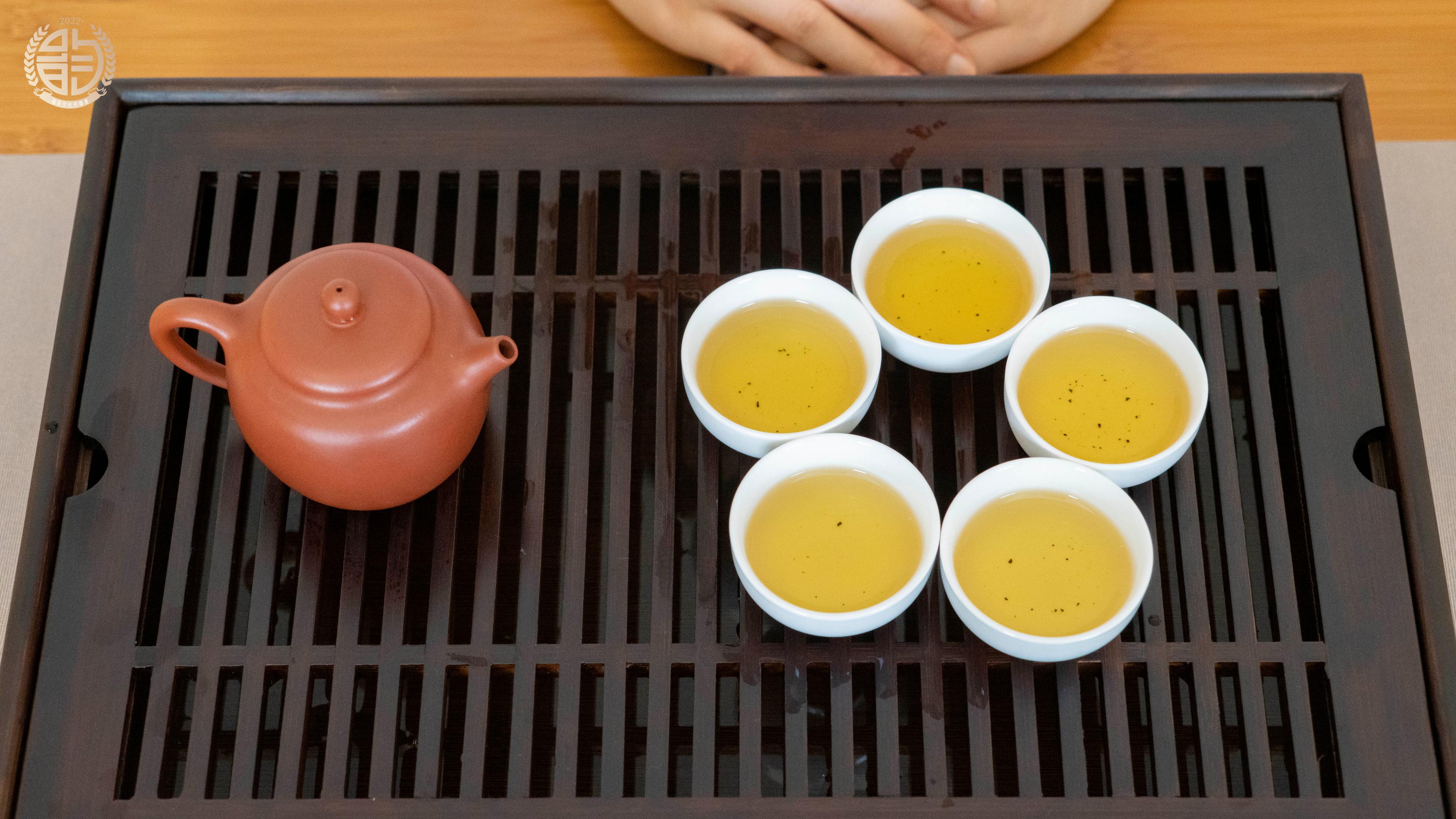 Which place has the most tea in the list of royal tribute teas in the ...