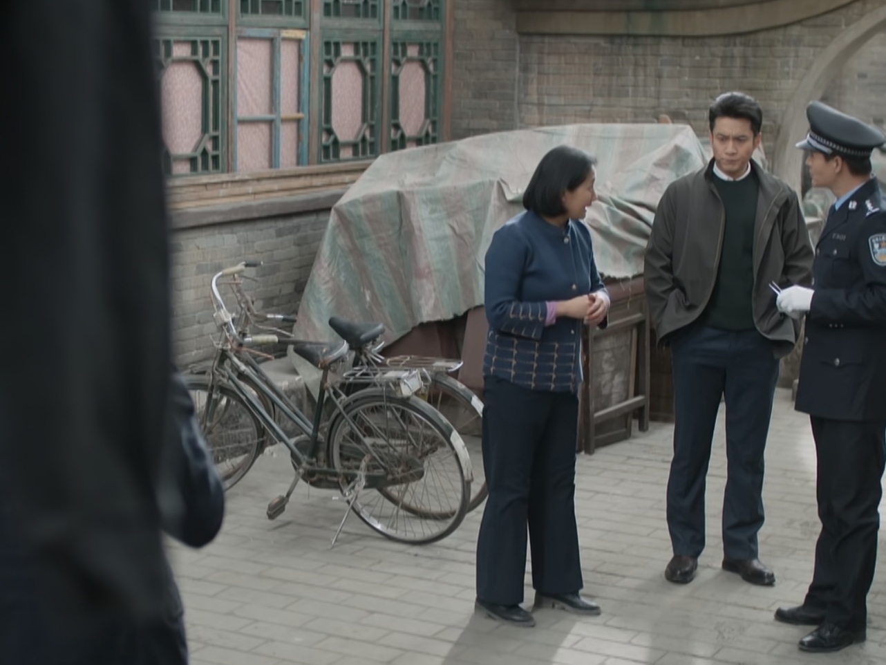 The finale of "Love in Nine Bends": He Xueyang went to jail again! Shi ...