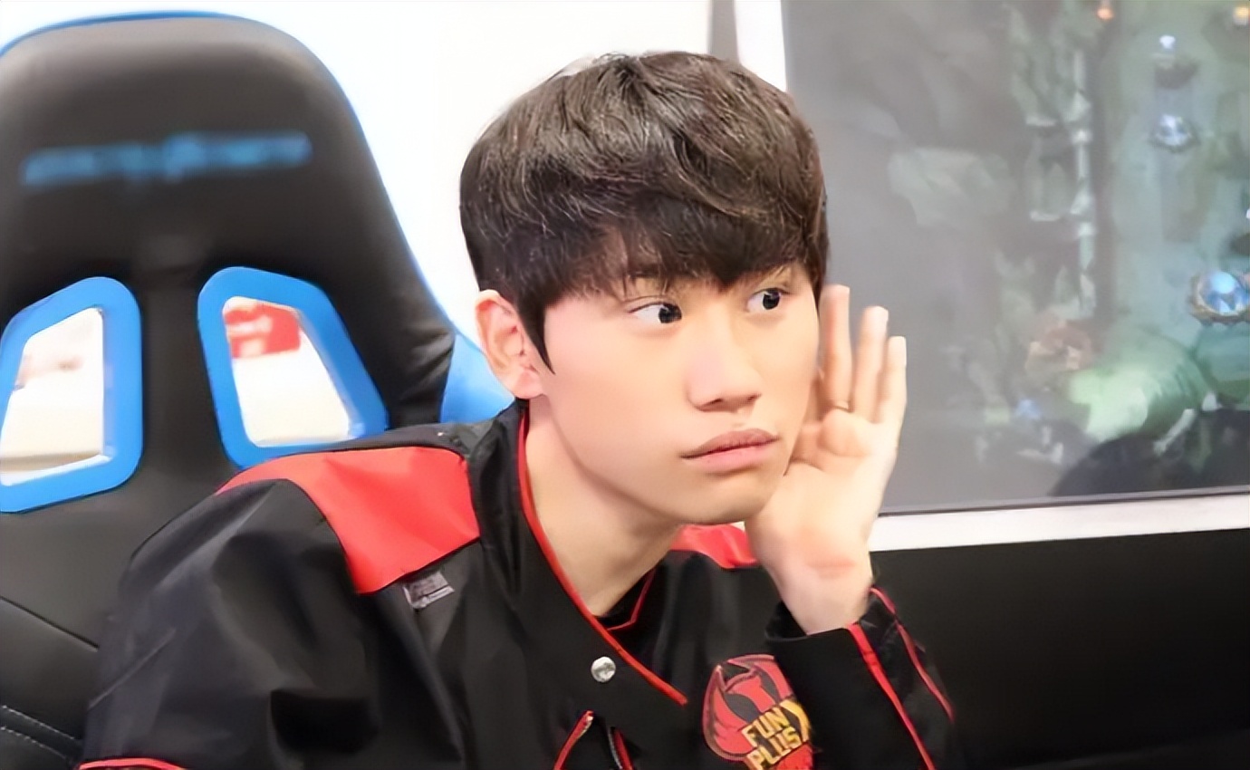 Three stereotypes of LPL: doinb is a bastard, his left hand is called a coward, and Huanfeng is ...