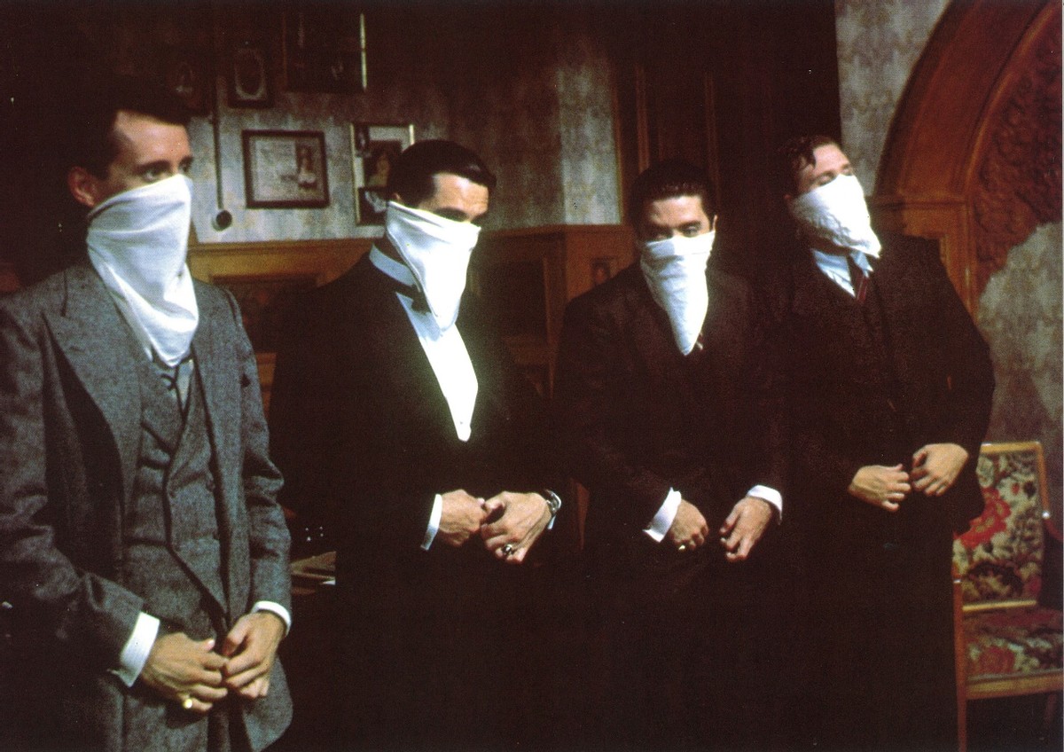 The flashback structure and montage technique of the movie "Once Upon a ...