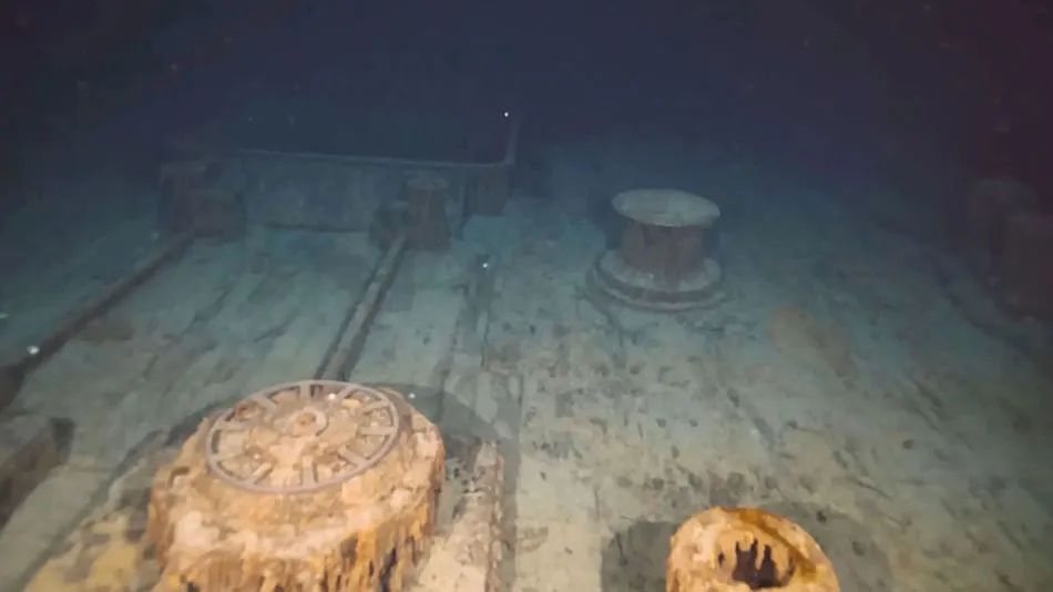 Sunken for a hundred years, the 8k resolution picture of the wreck of ...