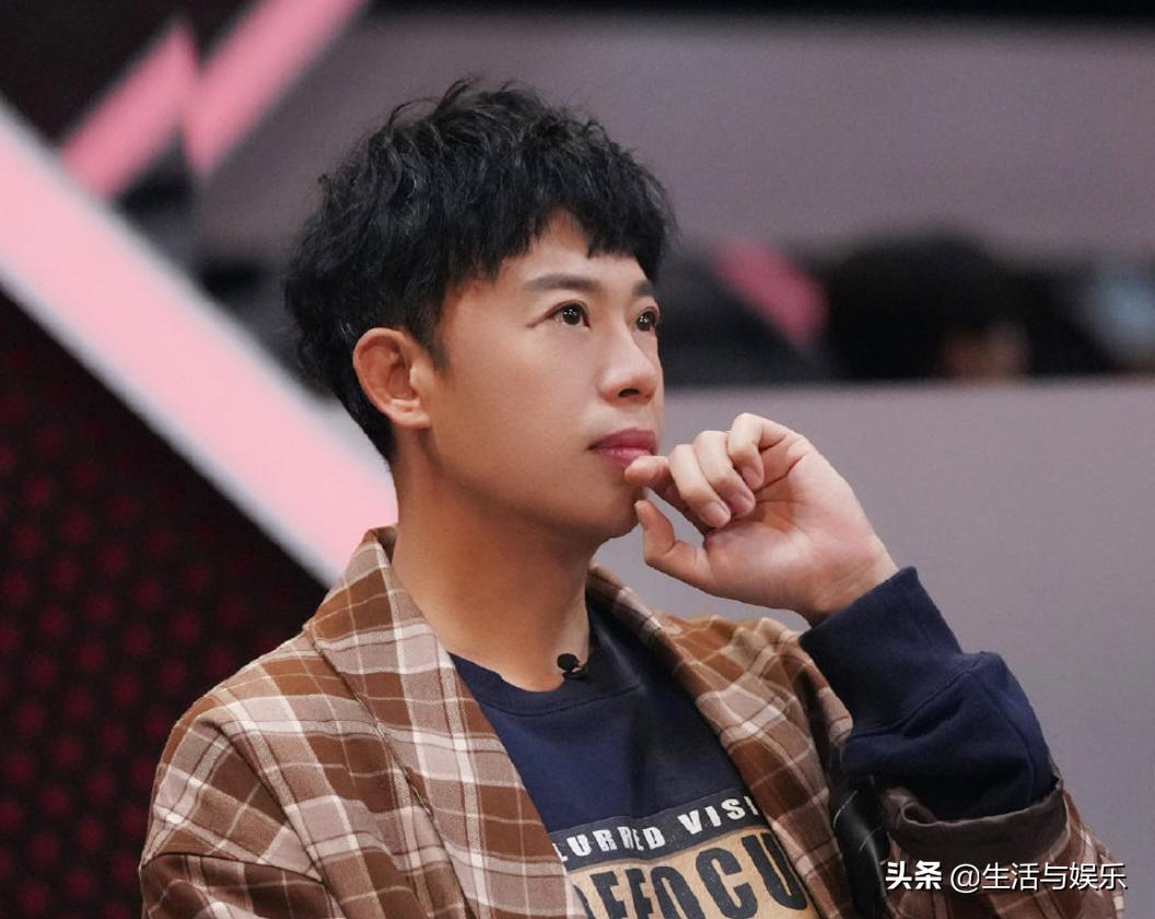 After watching "The Flash Band", I know how strong the good voice ...