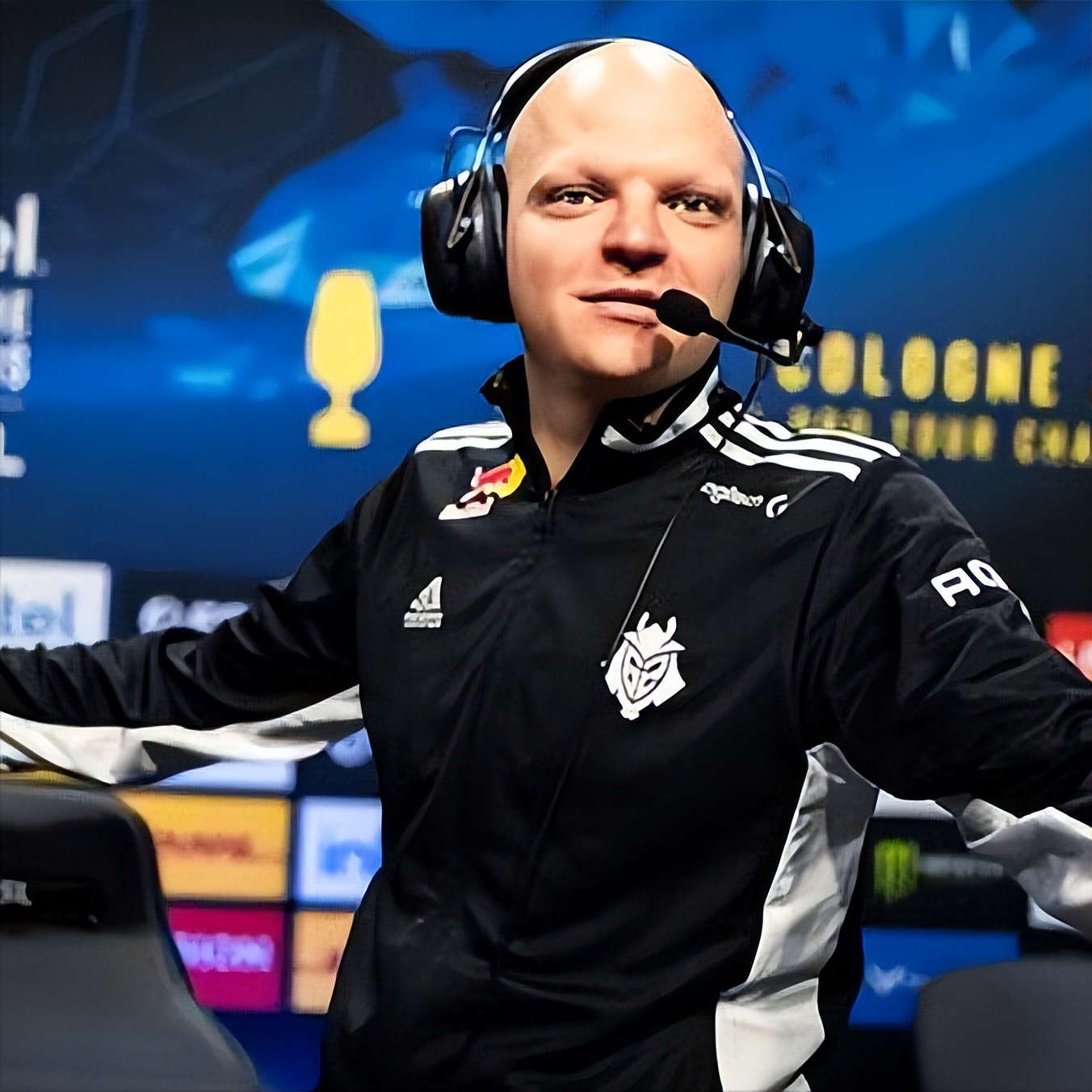 G2 confirms that XTQZZZ's outgoing coach offered to resign - iNEWS