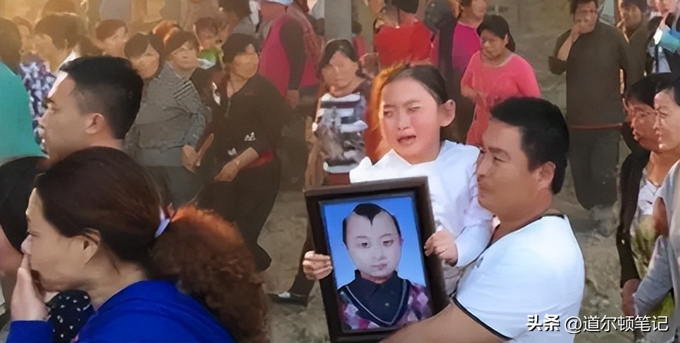Deng Minghe, who died at the age of 8 in the Spring Festival Gala at ...