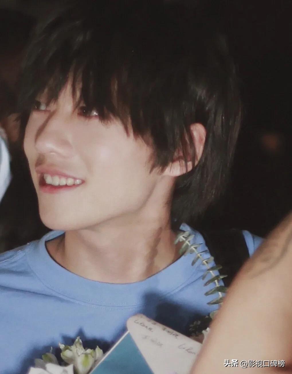 Step on two boats, break up and follow your girlfriend? Li Runqi, who ...