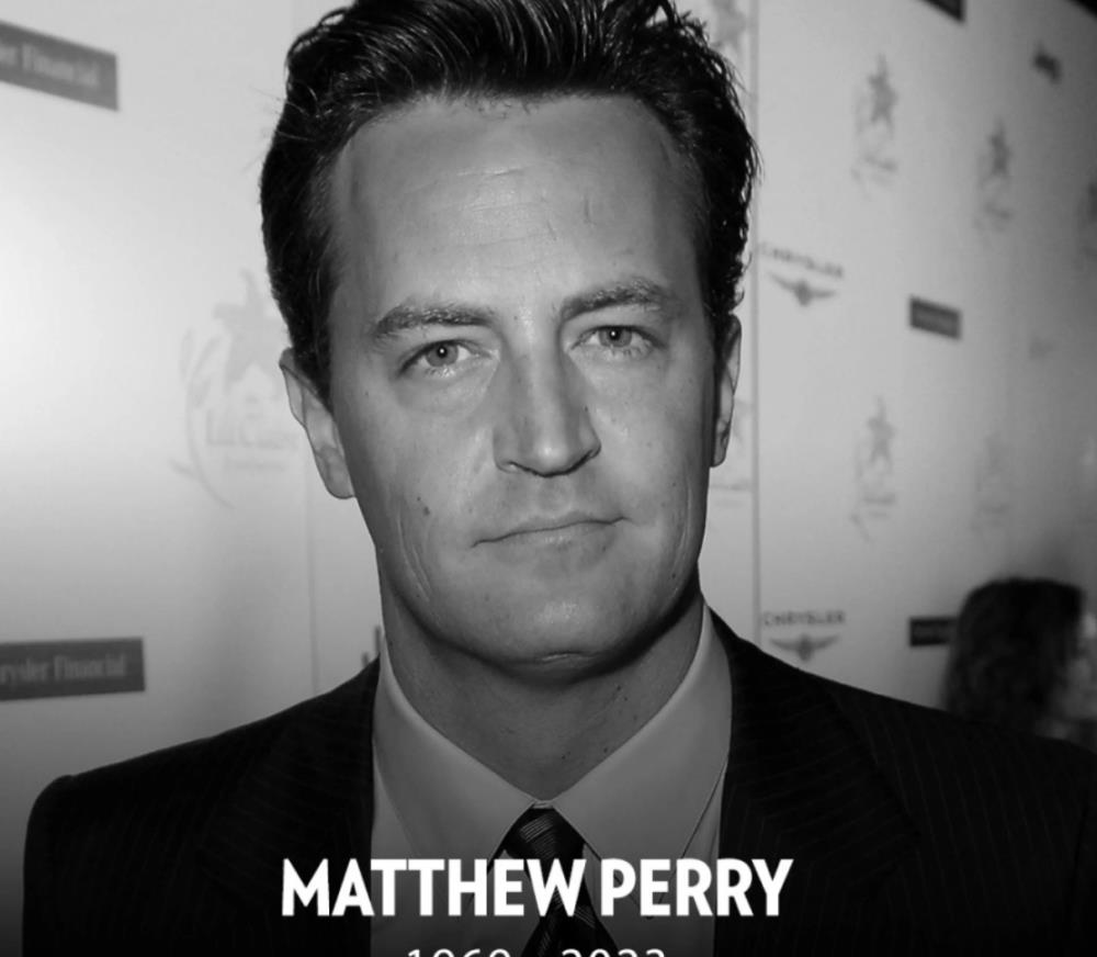 The actor who played Chandler in "Friends" died at the age of 54. The ...
