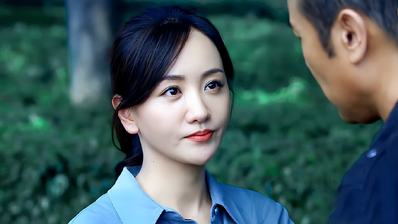 41-year-old Yang Rong guest starred in [Three-Body Problem] We-media person, not a little fairy ...