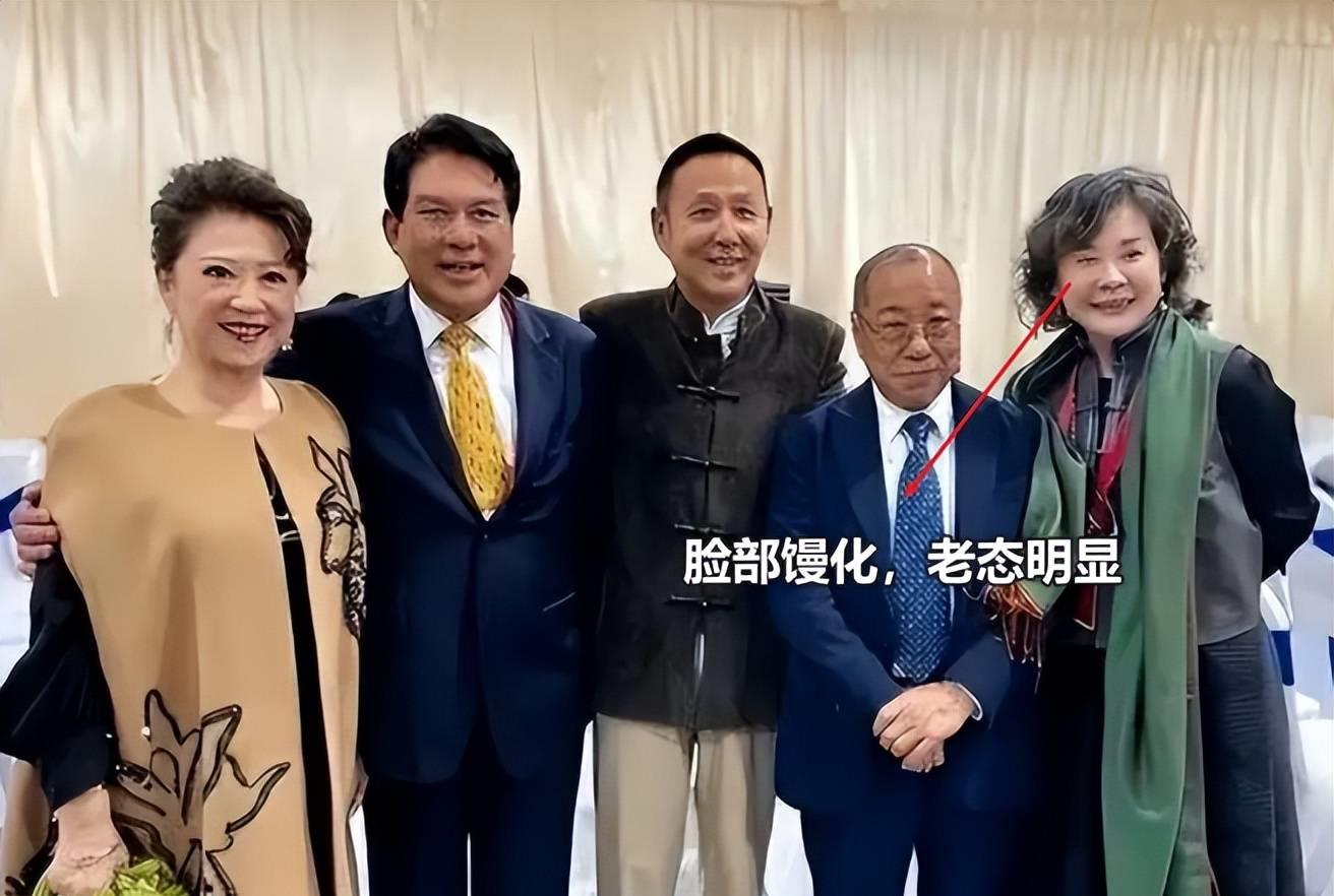 Peerless twins! 73-year-old Wang Fuli and 60-year-old Cong Shan look ...