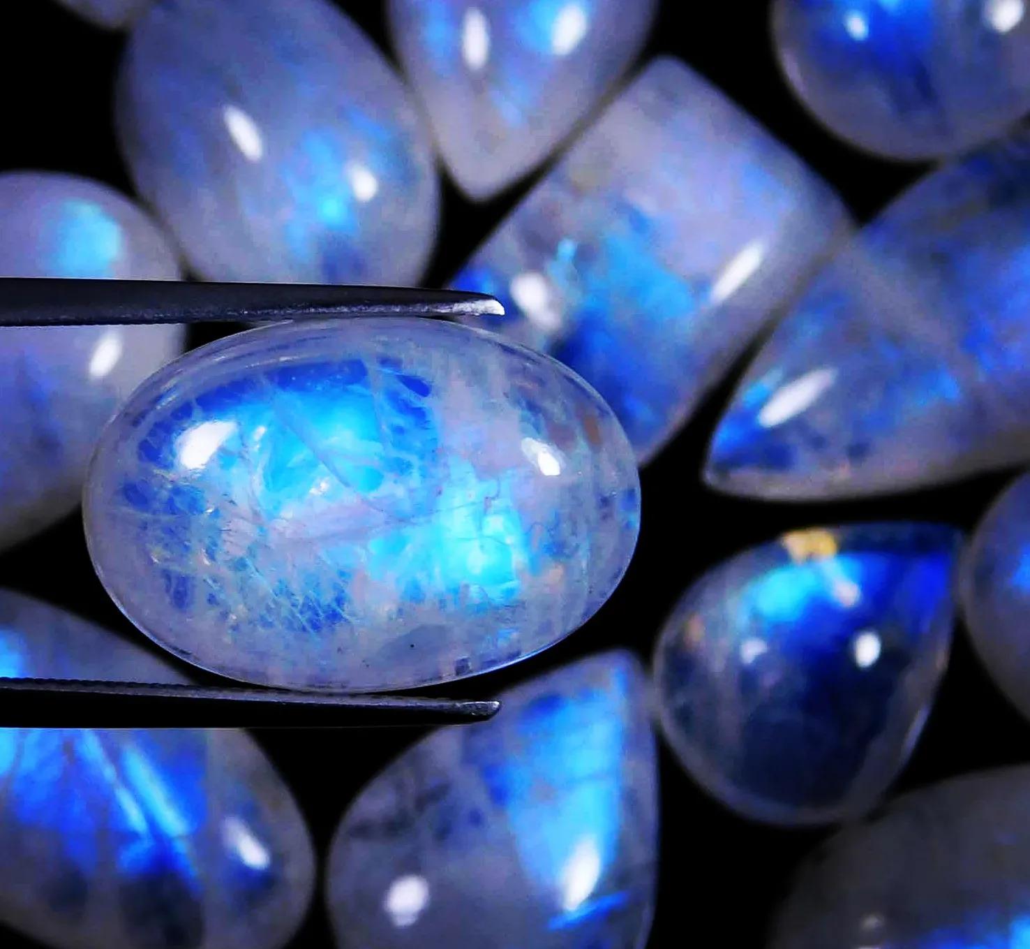 Lover's Stone - Moonstone - iNEWS