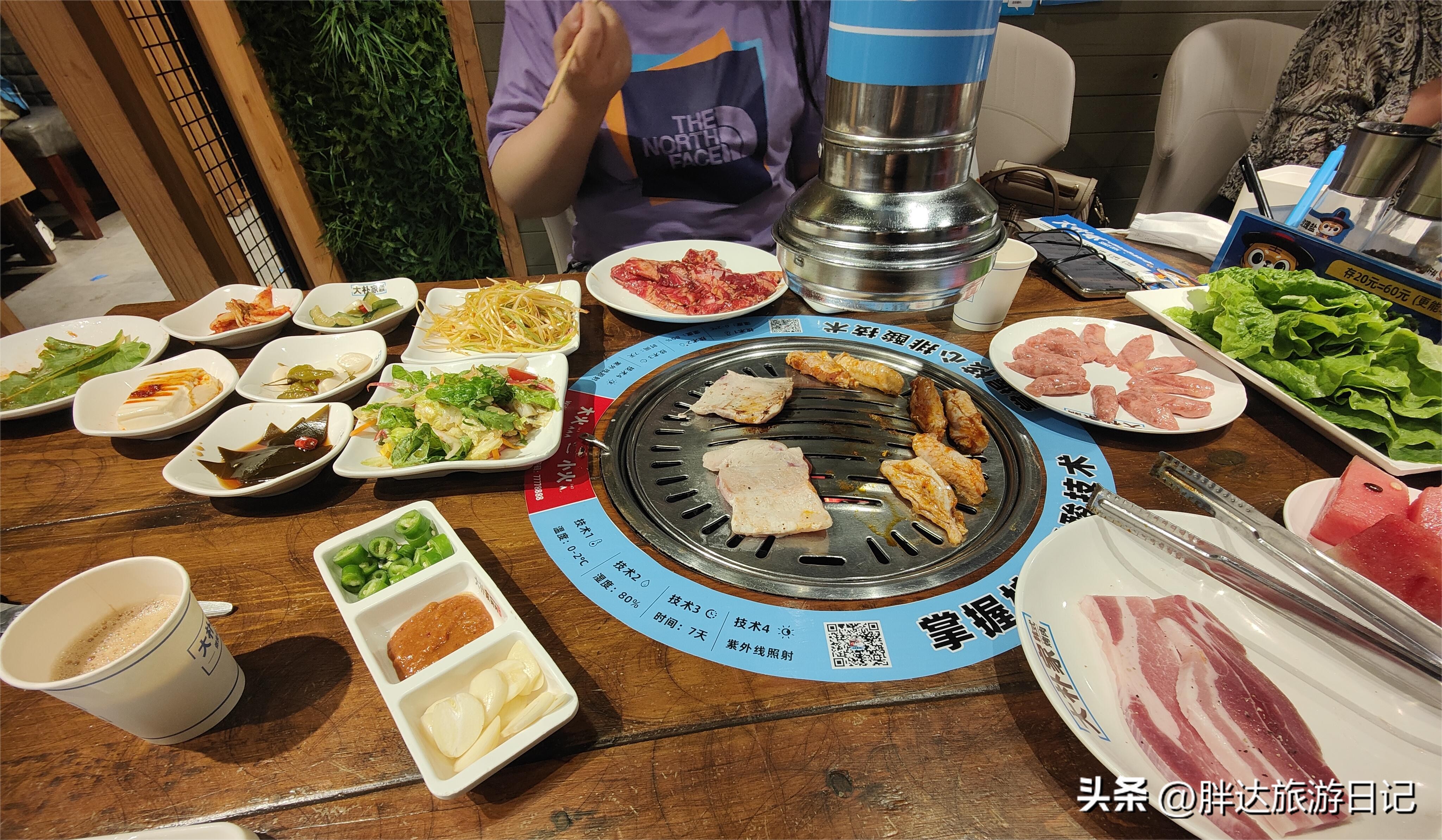 Climb Maoer Mountain in Yanji and visit two famous local gourmet ...