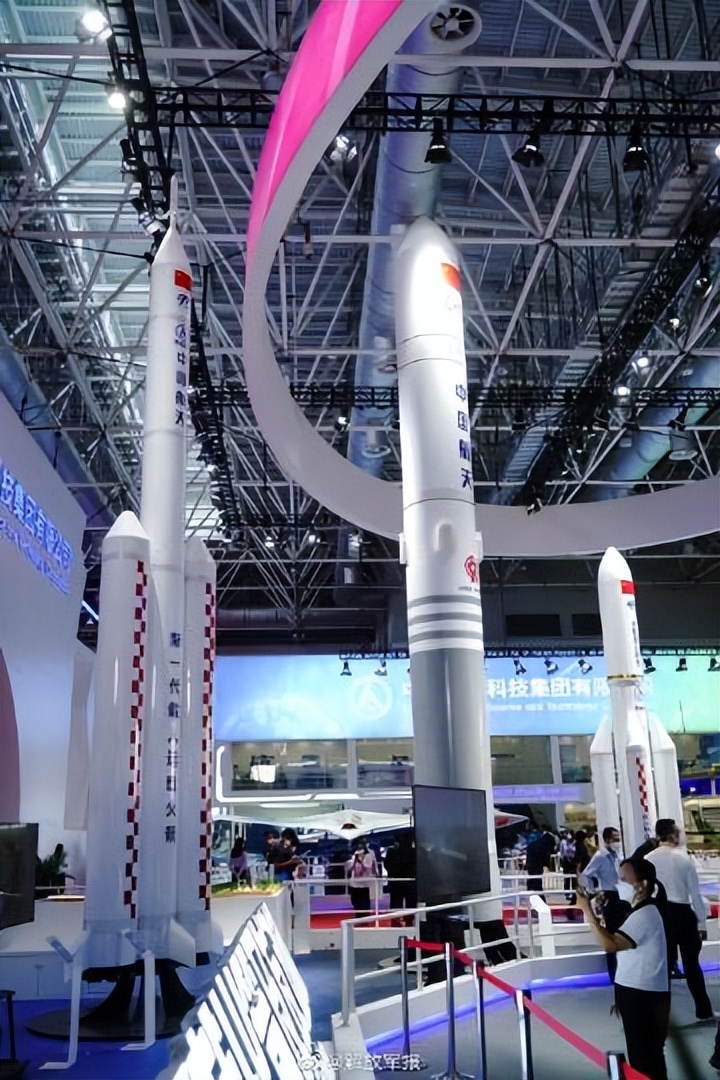 Explore the Aerospace Science and Technology Exhibition Hall together ...