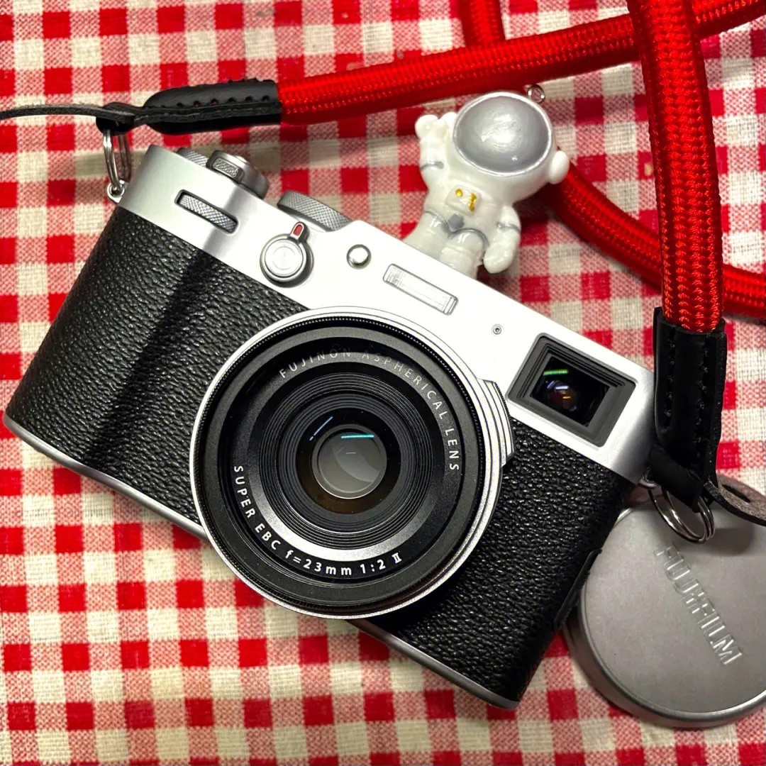 Fuji X100V: the perfect combination of retro body and advanced ...