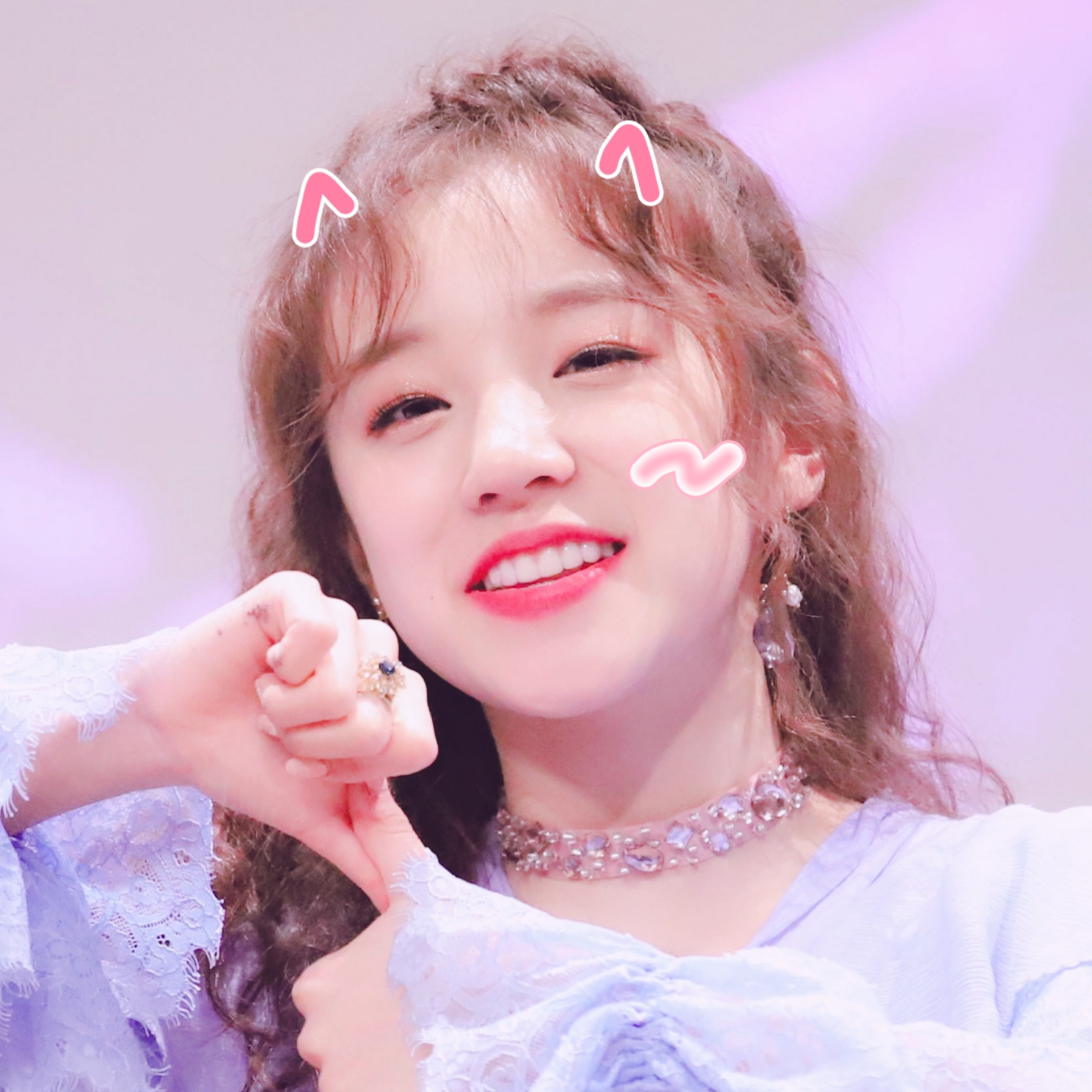 Listen to people's persuasion to eat enough, Song Yuqi's idol really ...