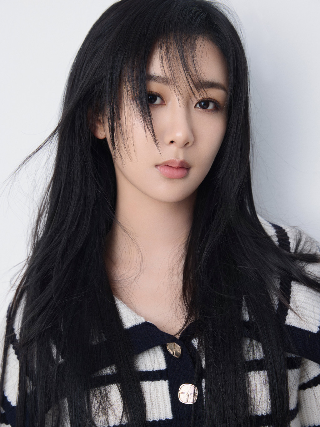 Yang Zi said in the live broadcast that she has joined the group, is it ...