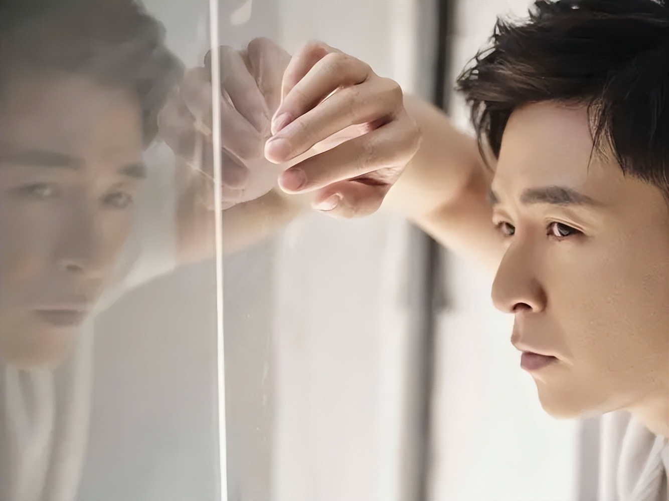 23 years after the breakup, Tang Wei has already married and had a ...