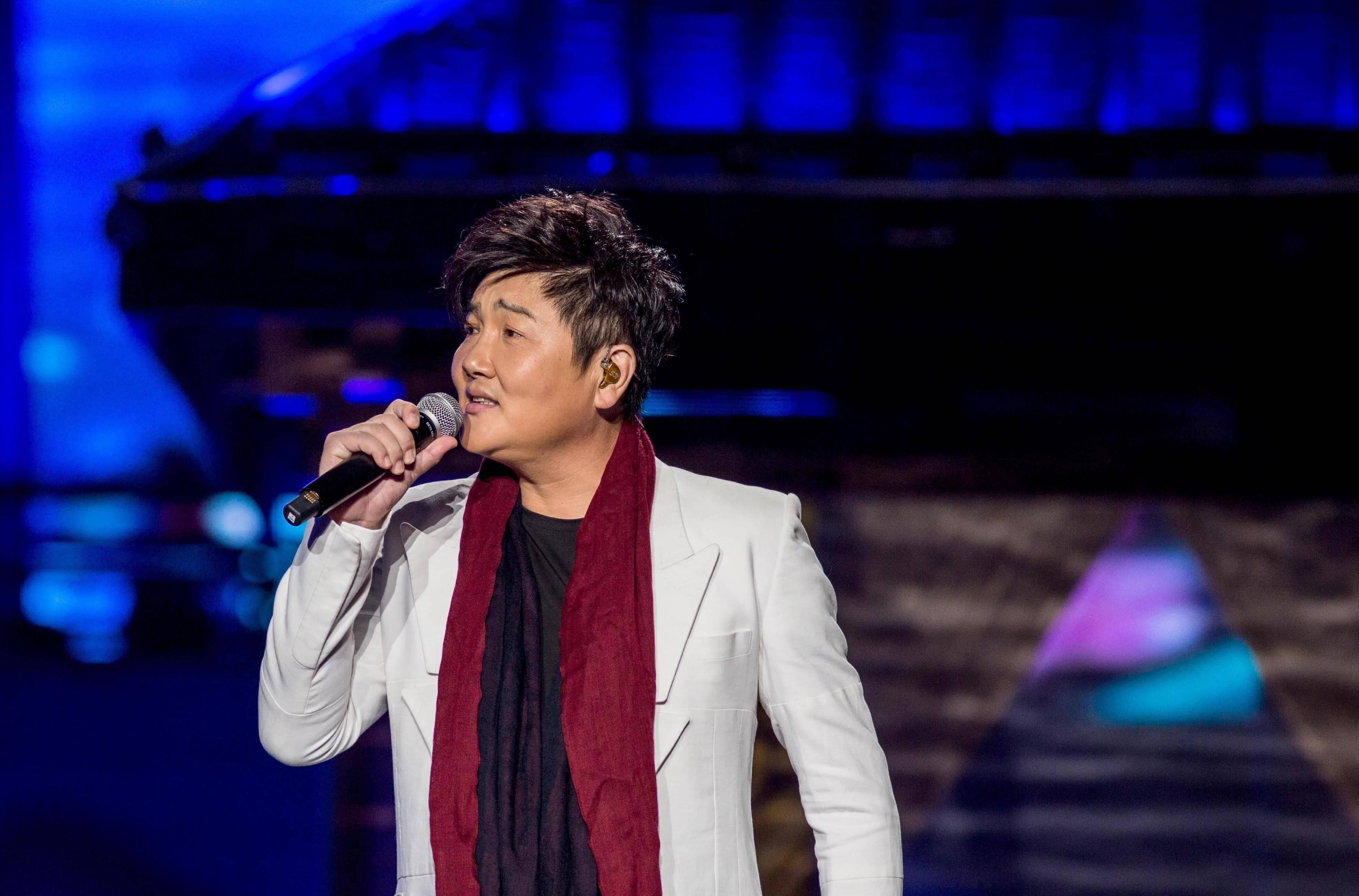 Sun Nan and Mai Hongmei: Love and Divorce of a Celebrity Couple - iNEWS